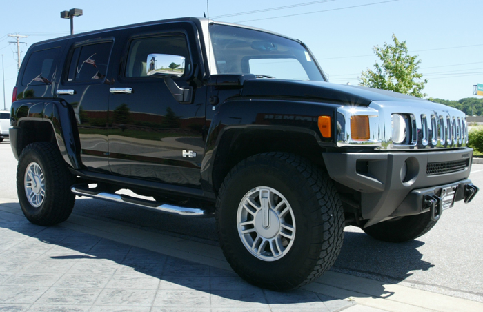2006 Black Hummer H3 @ Lynch Hummer